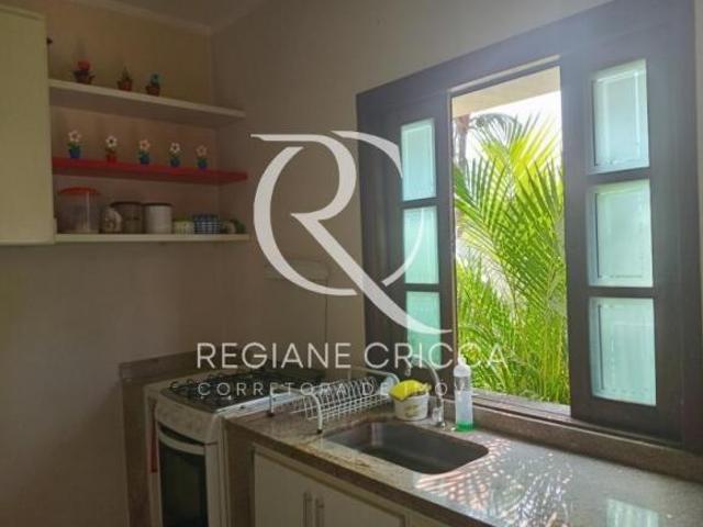 Village à Venda em Bertioga 2 Quartos, Suíte, 2 Vagas, Área Gourmet e Piscina
