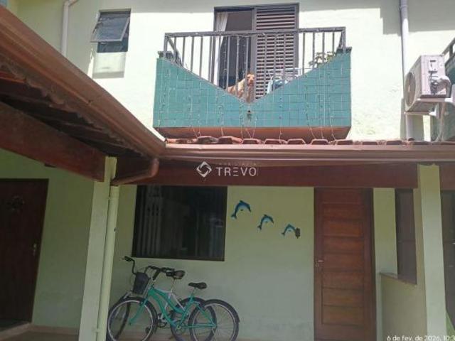 VILLAGE A VENDA EM BERTIOGA NO BAIRRO DO MAITINGA C\ 2 SUÍTES E C\ 76 MTS