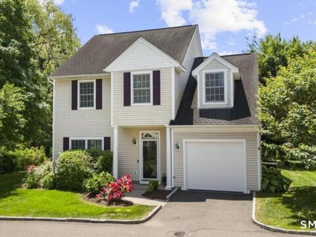 Village Ct Unit,wilton, Condo For Sale