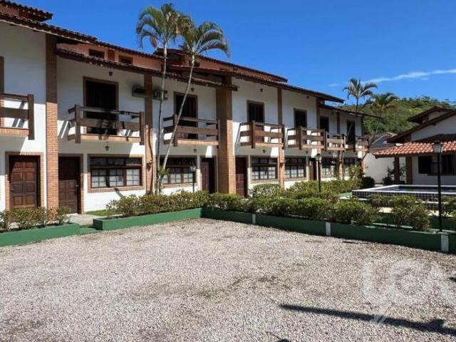 Village com 2 dormitórios à venda, 108 m² por R$ 590.000,00 Prainha Caraguatatuba/SP