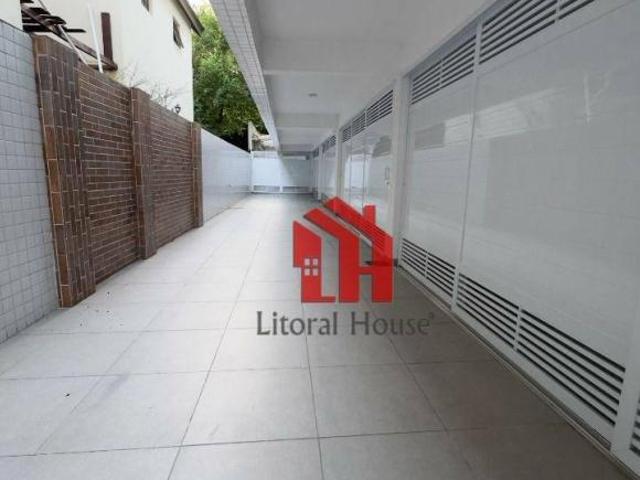 Village com 2 dormitórios à venda, 102 m² por R$ 750.000,00 Campo Grande Santos/SP