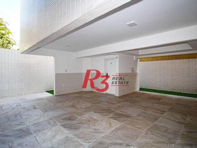 Village com 3 dormitórios à venda, 200 m² por R$ 1.200.000,00 Gonzaga Santos/SP