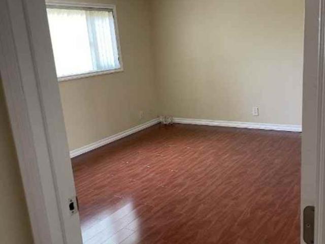 Village Court Apartments 2 Bedroom Apartment for Rent at 1400 Glenwood Rd, Glendale, CA 91201 Grandview