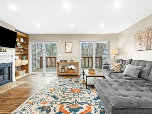 Village Falls Way, Merrimack, Home For Sale