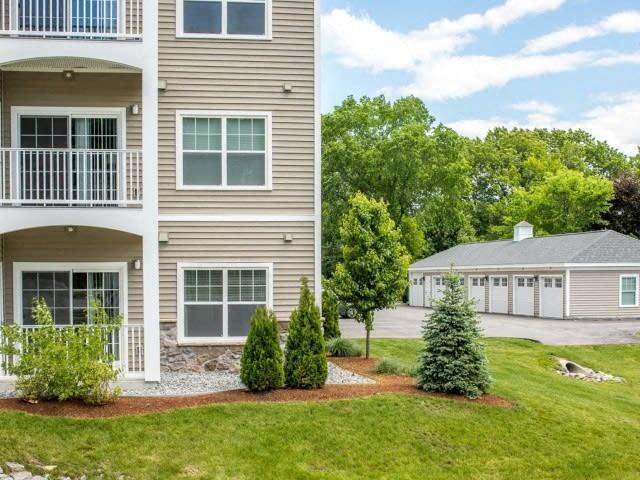 Village Green at Littleton 1 Bedroom Apartment for Rent at 19 Boxwood Dr, Littleton, MA 01460