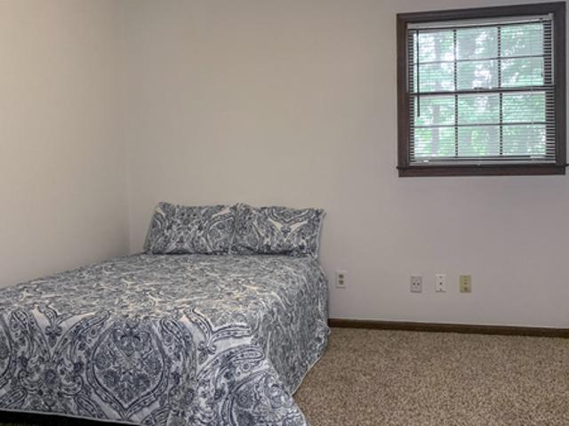 Village Green Home, a 5 mins drive to transit stop Austell Rd & Westbrook Mobile Homes