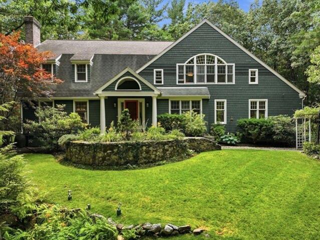 Village Green Ln, Holden, Home For Sale