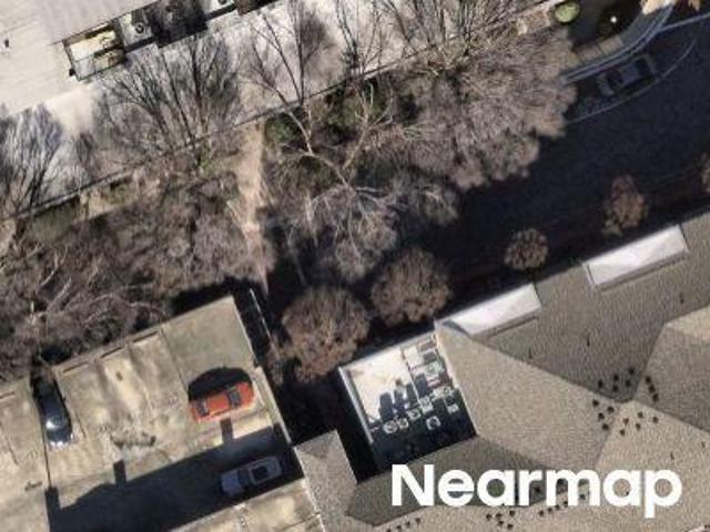 Village Pkwy NE