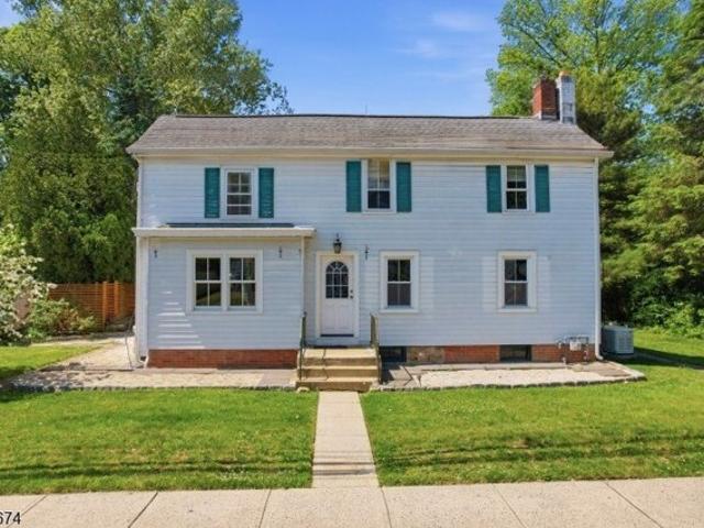Village Rd E, West Windsor Township, Home For Sale