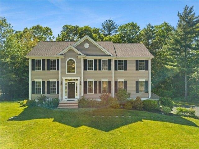 Village Rd, Lakeville, Home For Sale