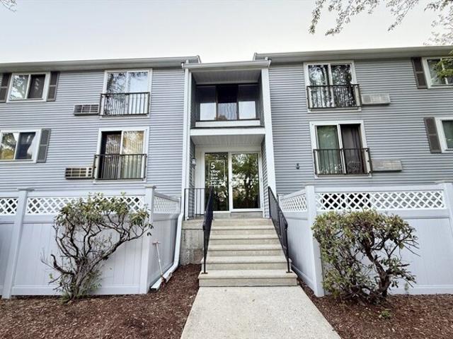 Village Rock Ln Apt,natick, Condo For Sale