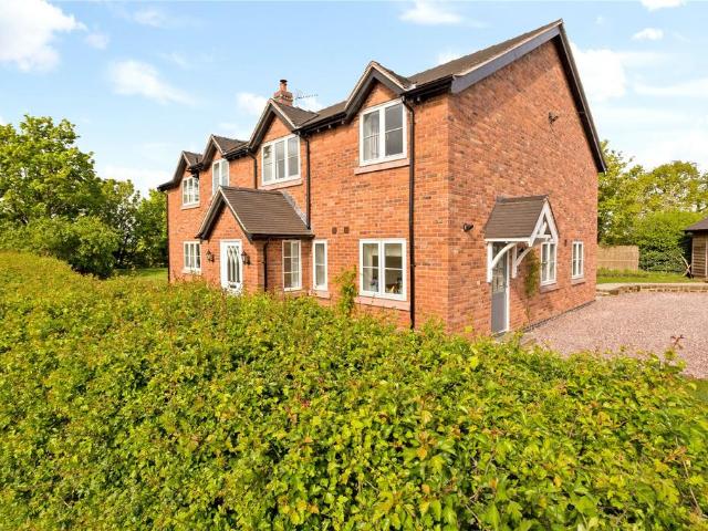 Village Road, Dunham On The Hill. 5 bed detached house to rent £3,750 pcm £865 pw
