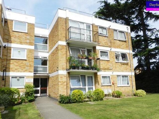 Village Road, London, 2 Bedroom Flat
