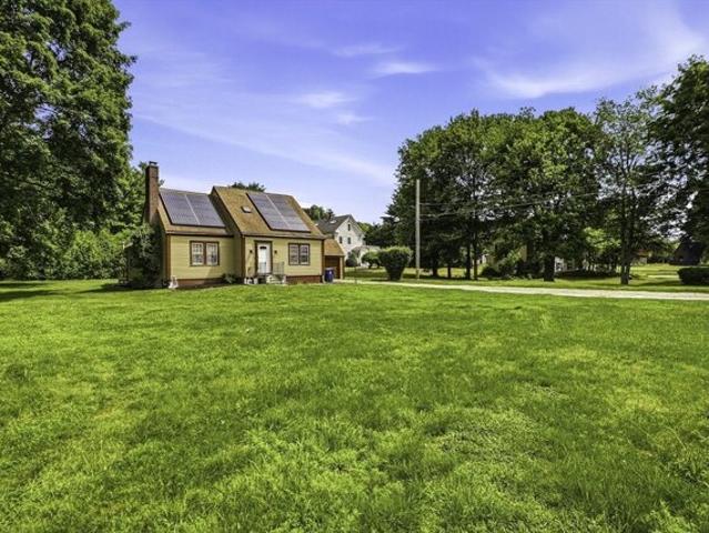 Village St, Medway, Home For Sale