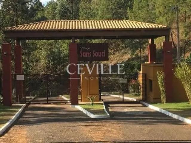Village Sans Souci