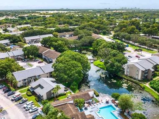 Village Springs 2 Bedroom Apartment for Rent at 5175 Cinderlane Pkwy, Orlando, FL 32808 Rosemont