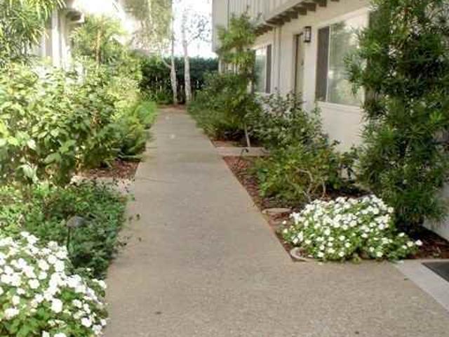 Village Square Townhouses 1 Bedroom Apartment for Rent at 1674 Hollenbeck Ave, Sunnyvale, CA 94087 Sunnyvale West