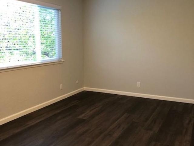 Village Square Townhouses 2 Bedroom Apartment for Rent at 1674 Hollenbeck Ave, Sunnyvale, CA 94087 Sunnyvale West