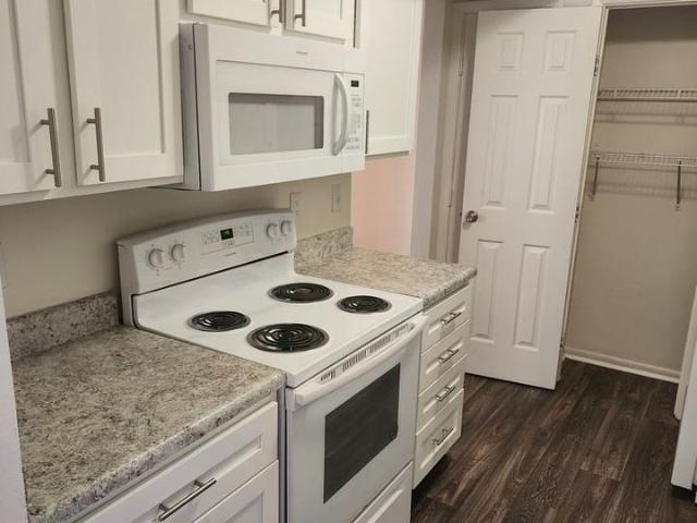 Village Square Apartments 1 Bedroom Apartment for Rent at 100 Tonto Trl, Lafayette, IN 47905