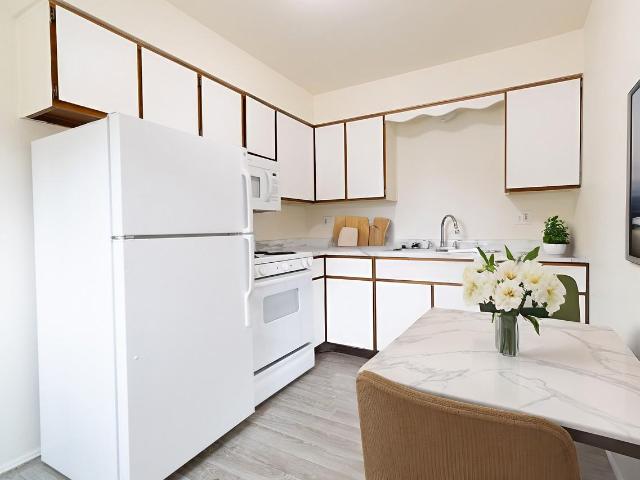 Village Square Studio Apartment for Rent at 902 North Scheurmann Road, Essexville, MI 48732