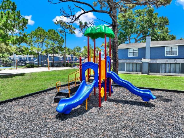 Village Townhomes 2 Bedroom Apartment for Rent at 4401 Scenic Lake Dr, Orlando, FL 32808 Rosemont
