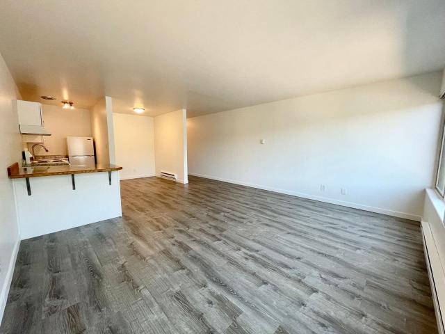 Village Vista Apartments Studio Apartment for Rent at 5000 22nd Ave Ne, Seattle, WA 98105 University District