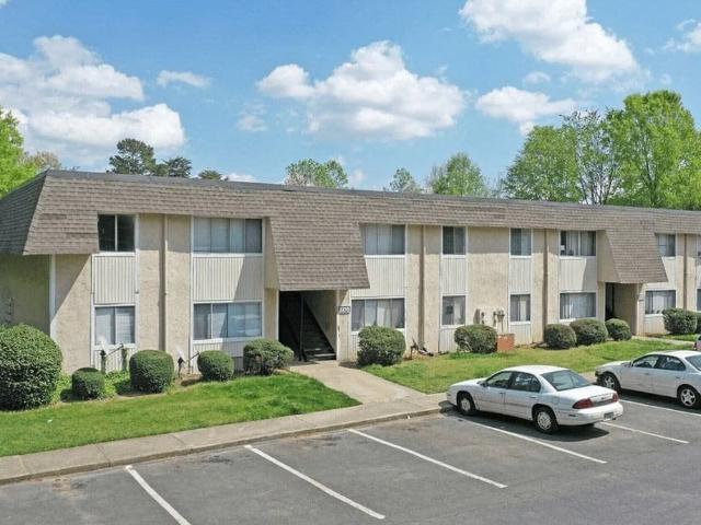 Village Walk Apartments 1 Bedroom Apartment for Rent at 3216 S Holden Rd, Greensboro, NC 27407 Holden Farms
