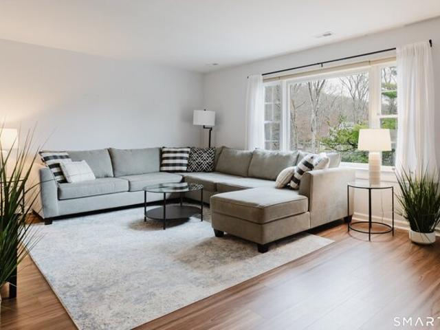 Village Walk Unit,wilton, Home For Sale