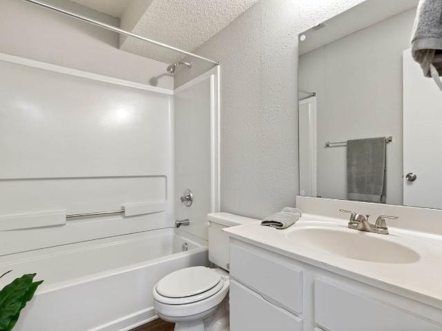 Village 1373 2 Bedroom Apartment for Rent at 1373 Lees Chapel Rd, Greensboro, NC 27455