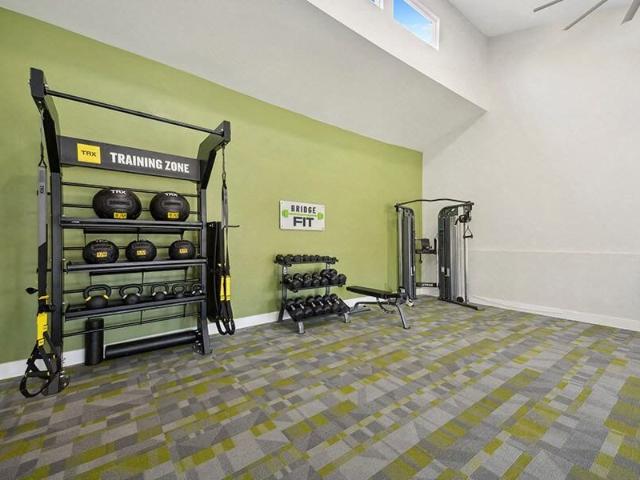 Villages at Metro Center 1 Bedroom Apartment for Rent at 9652 N 31st Ave, Phoenix, AZ 85051