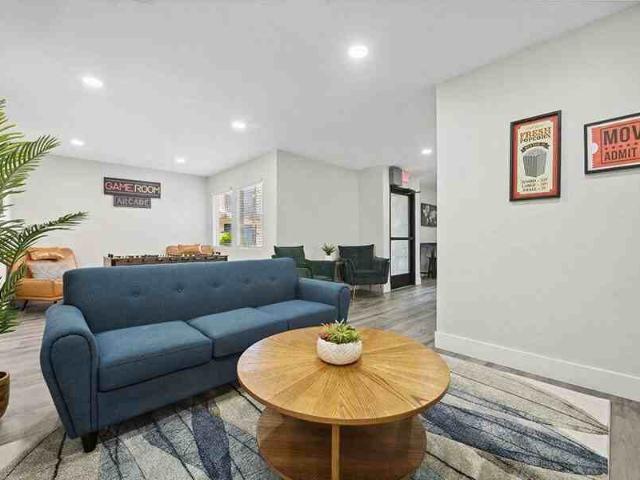 Villages at Metro Center 1 Bedroom Apartment for Rent at 9652 N 31st Ave, Phoenix, AZ 85051