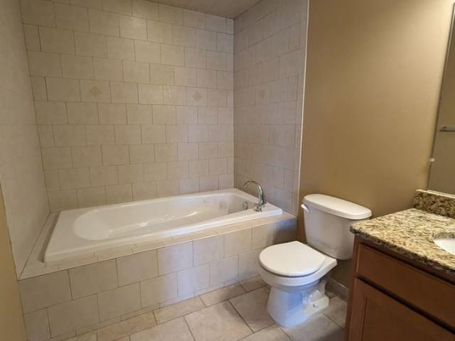 Villages of Capital Pointe 3 Bedroom Apartment for Rent at Capital Cir, Washington, MI 48094