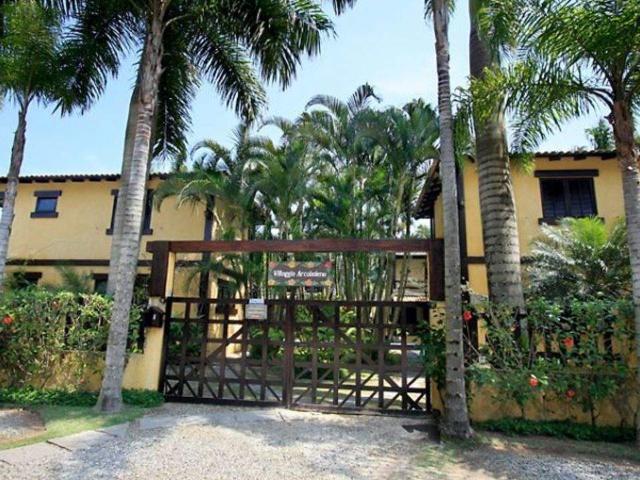 Villaggio I casa com piscina compartilhada 120m da praia da Baleia