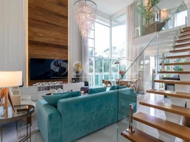 VILLAGGIO PANAMBY. APARTAMENTO DUPLEX
