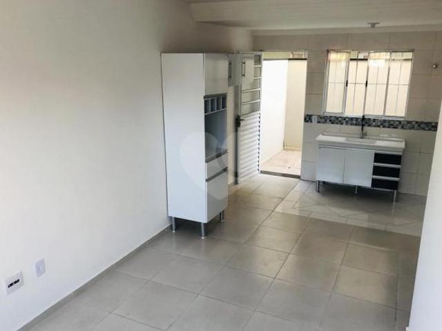 Villagio à venda com 2 quartos em Jardim São Pedro, Mogi das Cruzes
