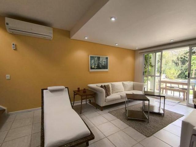 Villágio A Venda Com 3 Dormitórios, 3 Suítes, 2 Vagas | 138m²