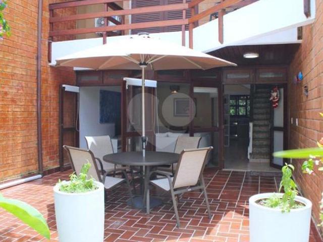 Villagio com 3 quartos à venda em Riviera SP