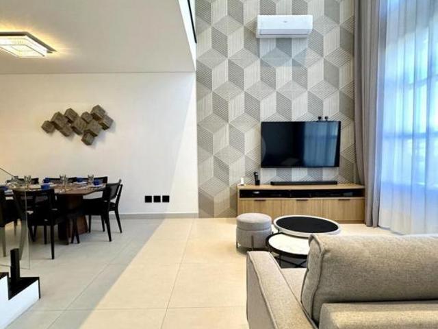 Villagio com 4 quartos à venda em Riviera SP