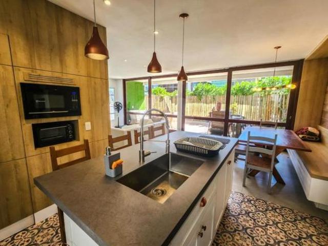 Villagio com 4 quartos à venda em Riviera SP