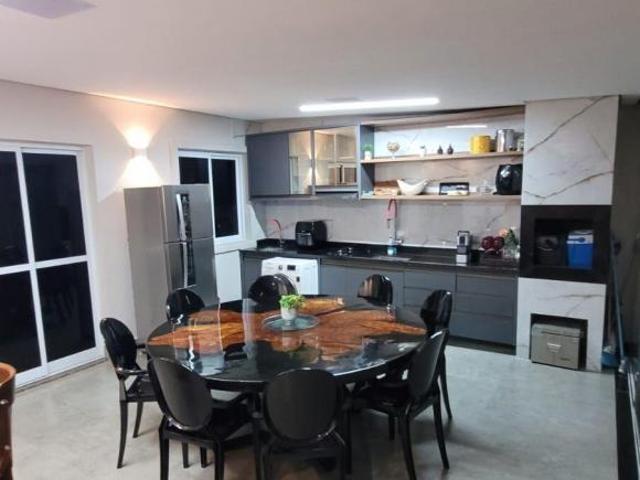 Villagio D&apos Italia Sobrado à venda no bairro Santa Cruz Cuiabá/MT