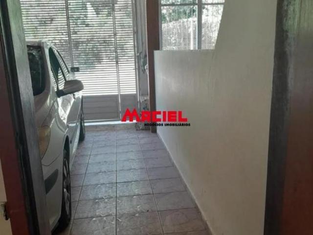VILLAGIO NO BOSQUE DOS IPES, 2 DORMITÓRIOS, 2 VAGAS DE GARAGEM COBERTA, 2 BANHEIROS BANHEIRO NO PIS