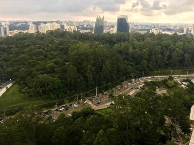 Villagio panamby Alto padrao vista arborizada encantador !