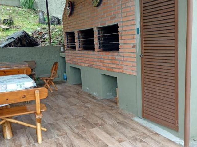 VILLARINHO VENDE APARTAMENTO 2 QUARTOS SEMI MOBILIADO NO BAIRRO CRISTAL POA RS