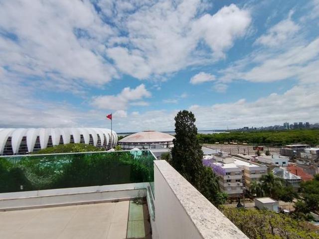 VILLARINHO VENDE COBERTURA DUPLEX 4 QUARTOS JUNTO AO BEIRA RIO MENINO DEUS POA