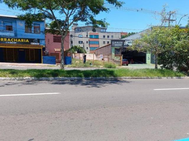 VILLARINHO VENDE TERRENO VAZIO COM 311m² NA CAVALHADA FRENTE AO MAC DONALD E R