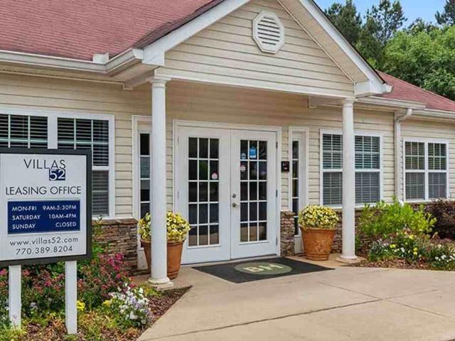 Villas 52 1 Bedroom Apartment for Rent at 5220 N Henry Blvd, Stockbridge, GA 30281