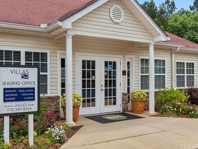 Villas 52 1 Bedroom Apartment for Rent at 5220 N Henry Blvd, Stockbridge, GA 30281
