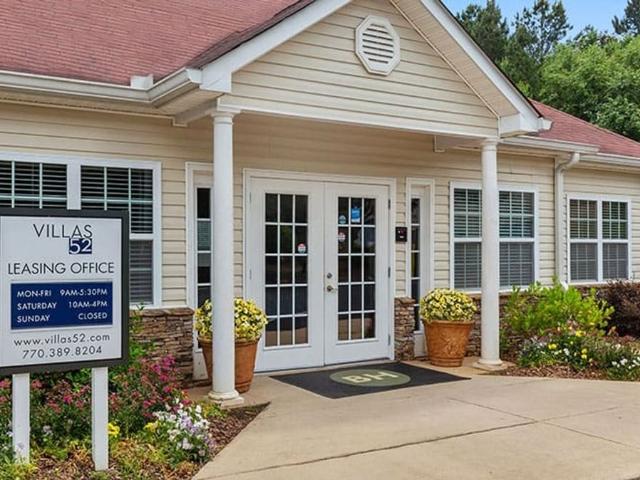 Villas 52 2 Bedroom Apartment for Rent at 5220 N Henry Blvd, Stockbridge, GA 30281