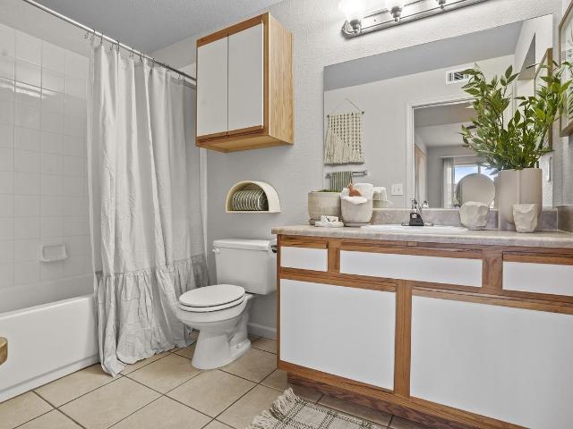 Villas at Stonebridge 3 Bedroom Apartment for Rent at 157 Stonebridge Blvd, Edmond, OK 73013