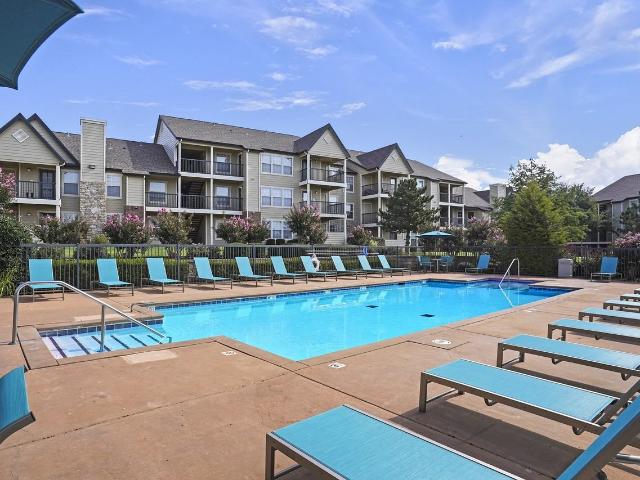 Villas at Stonebridge 2 Bedroom Apartment for Rent at 157 Stonebridge Blvd, Edmond, OK 73013